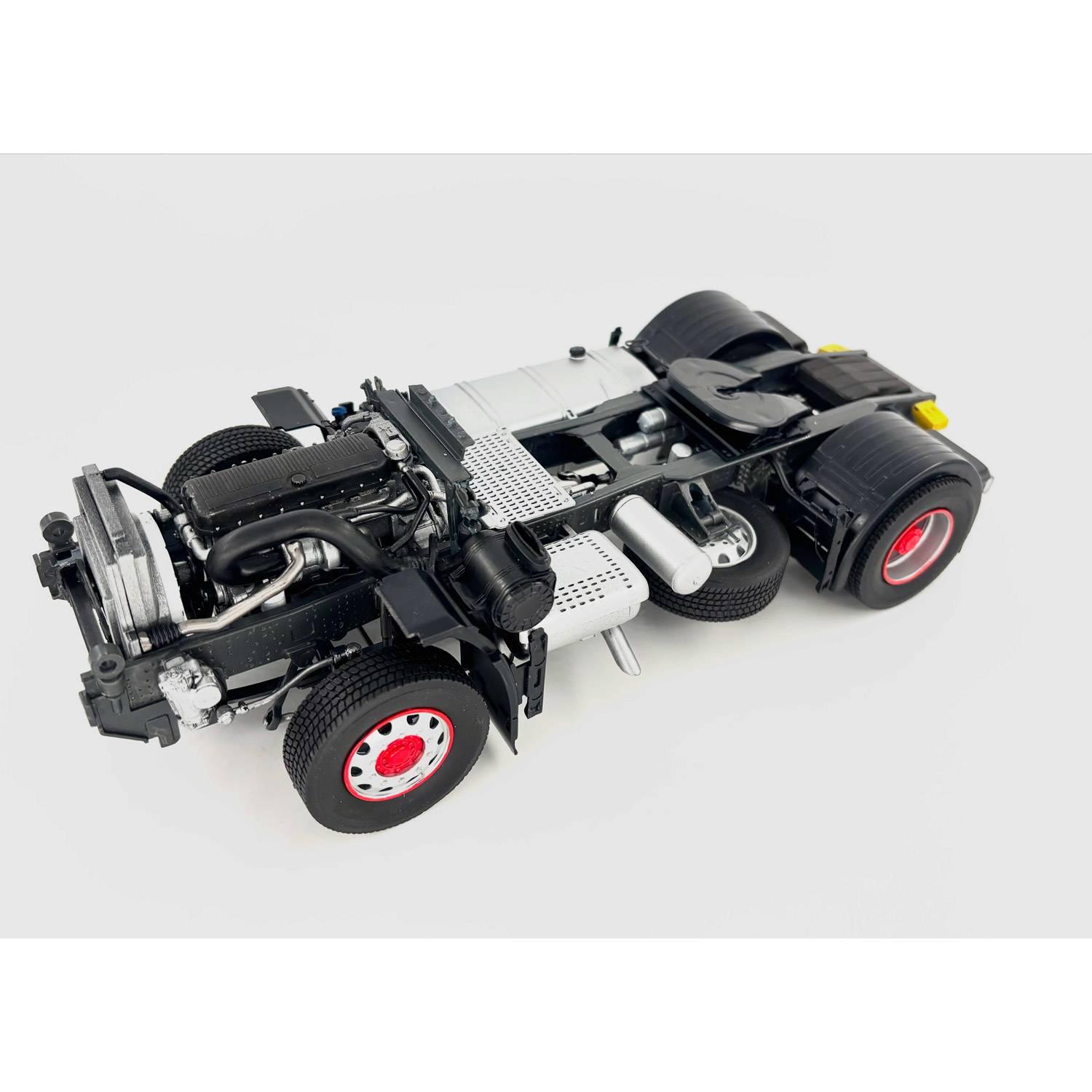 Maquette Camion : IVECO S-Way - 1/24 - Italeri - Rue des Maquettes