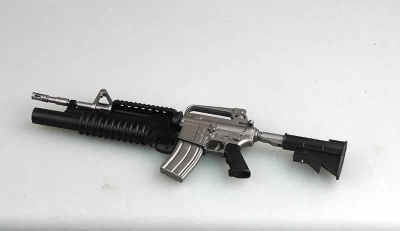 M4A1-M203 - 1:3e - Easy Model - 39109